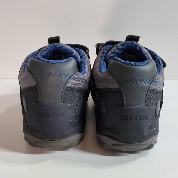 Geox | Shoes | Geox Gbkprintdbk J84vac9153 | Poshmark